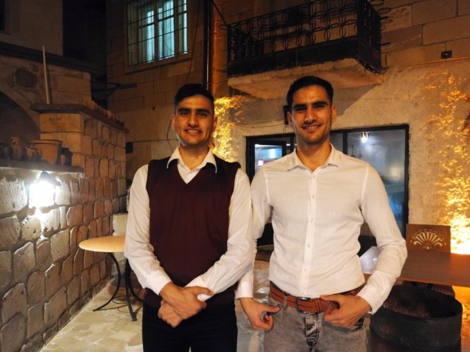 【トルコ】カッパドキアに安くて美味しいトルコ料理【Inci Cave Restaurant】本格的な壺ケバブが食べられる名店｜きらひび ...